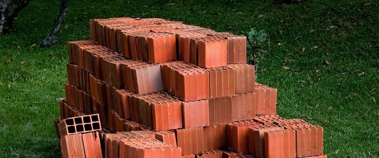 How to calculate Cost of Goods Sold (COGS) in the construction industry